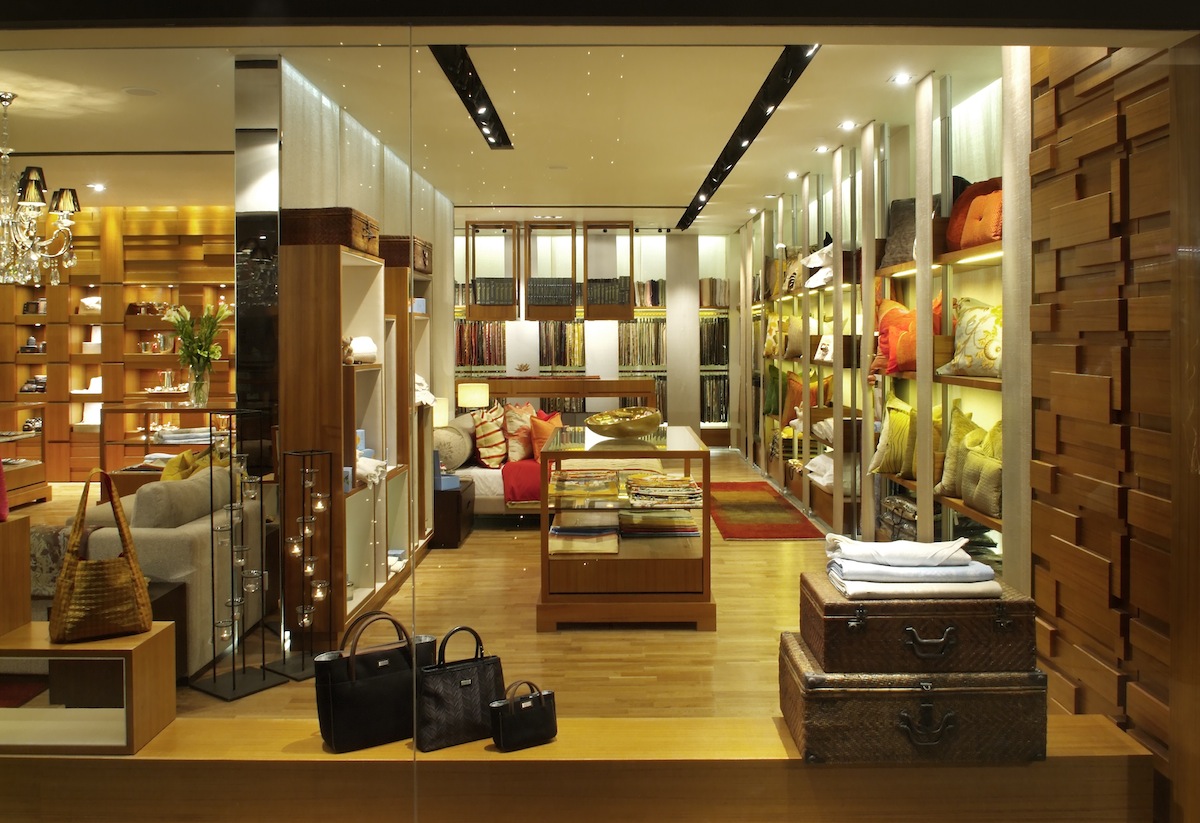 WOW Jim Thompson Boutique